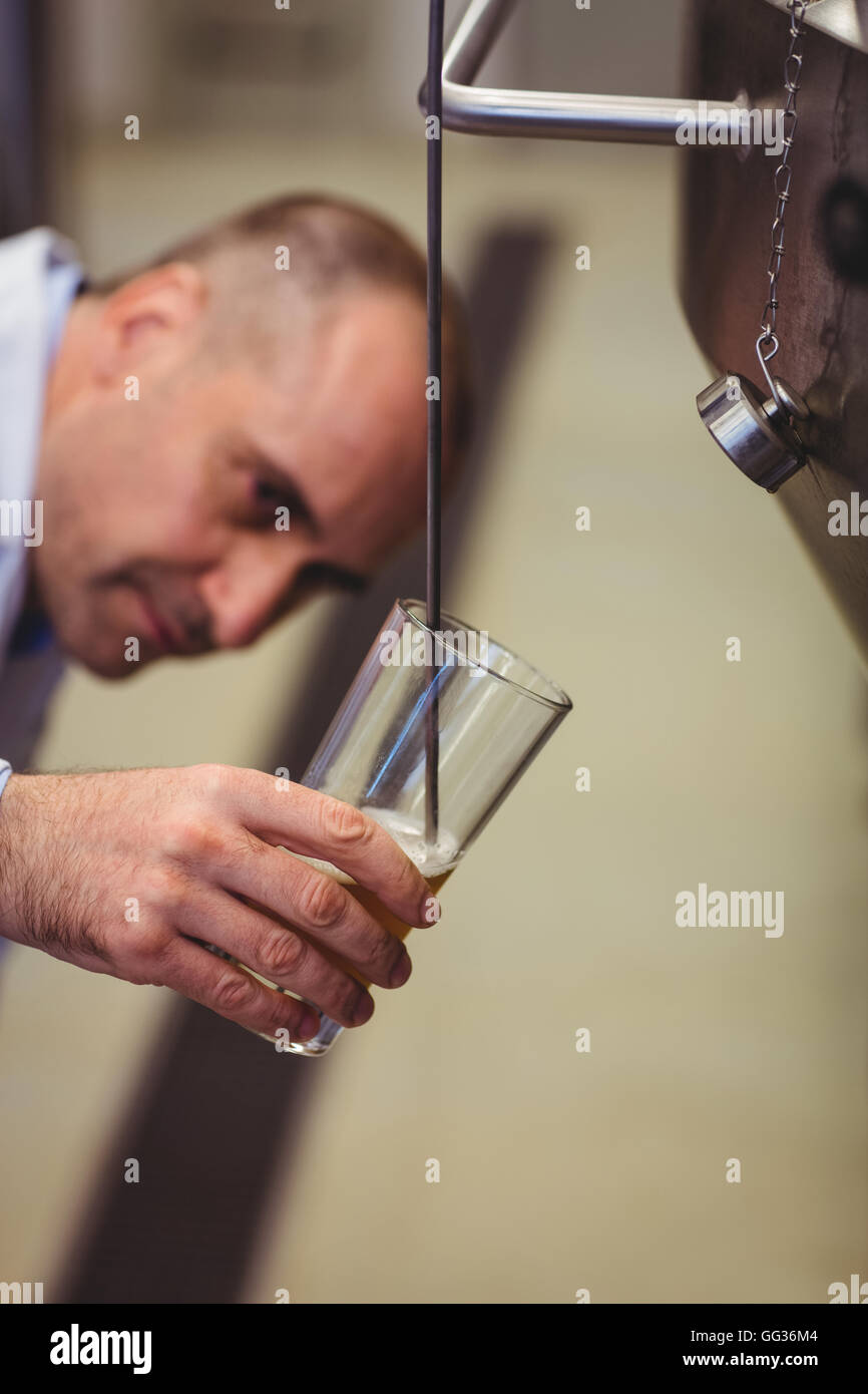 Filling tank hi-res stock photography and images - Alamy