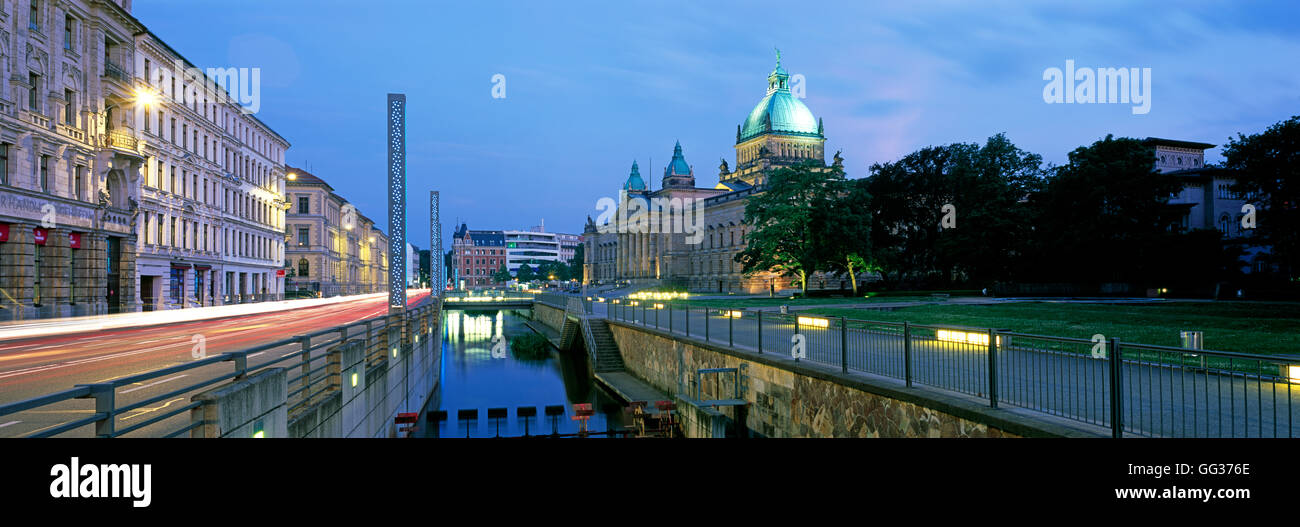 Federal court house exterior hi-res stock photography and images - Alamy