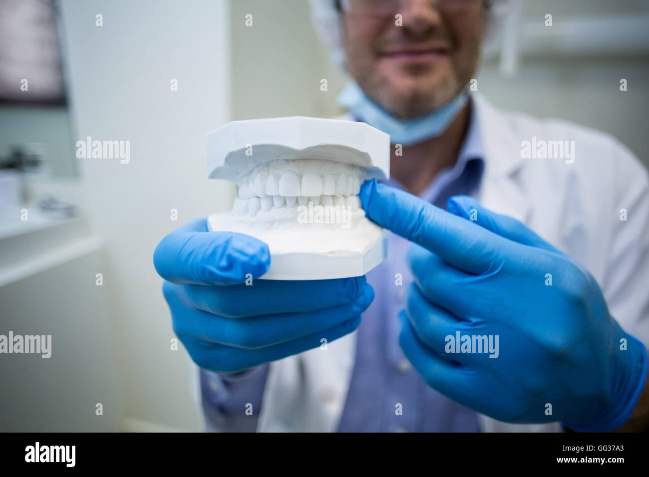 Dentistry mouth model hi-res stock photography and images - Alamy