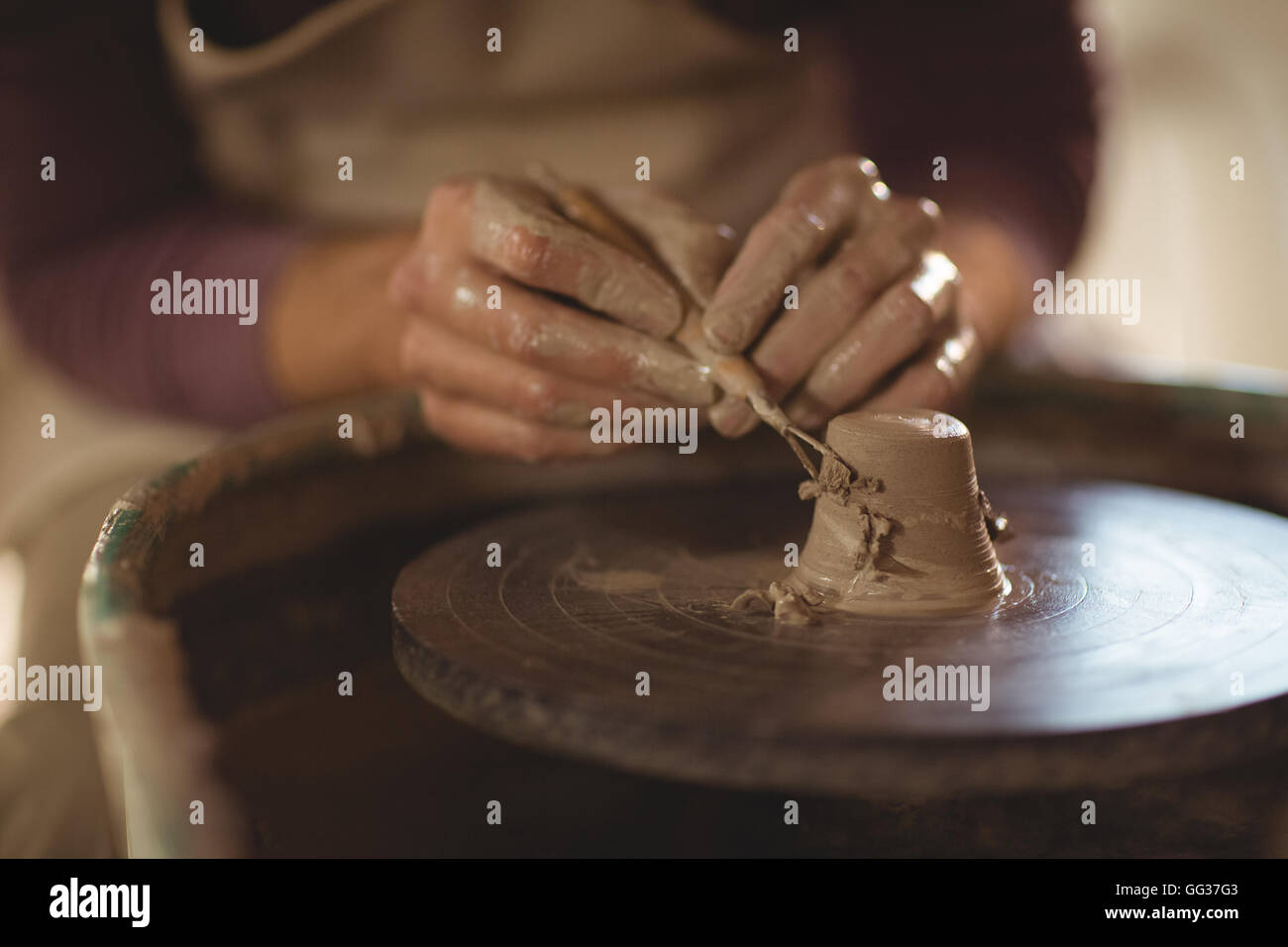Male potter work on hi-res stock photography and images - Alamy