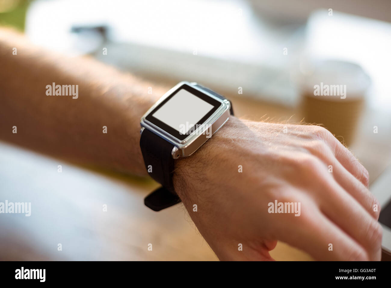 Wearing smartwatch hi-res stock photography and images - Alamy