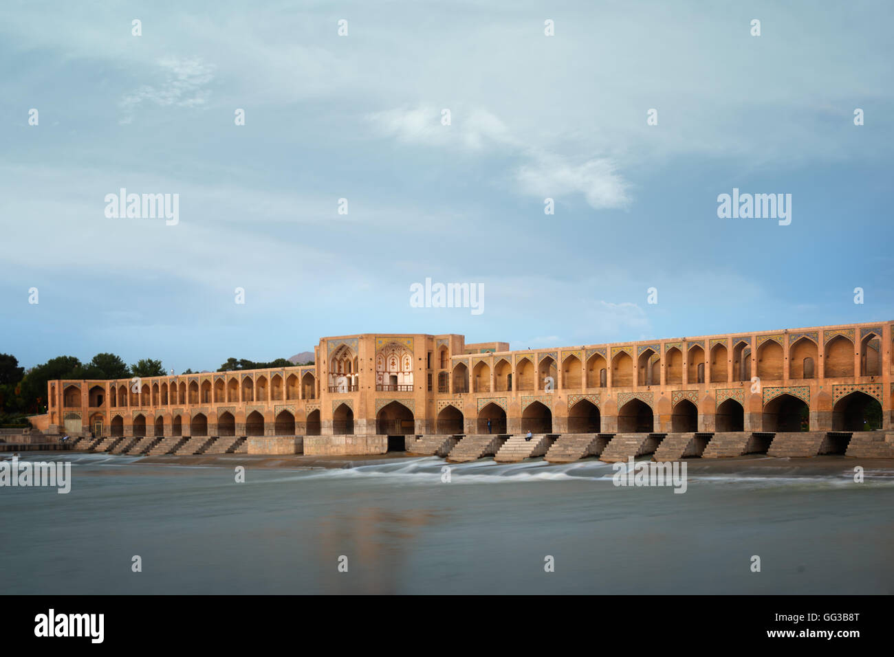 Khaju bridge isfahan hi-res stock photography and images - Alamy