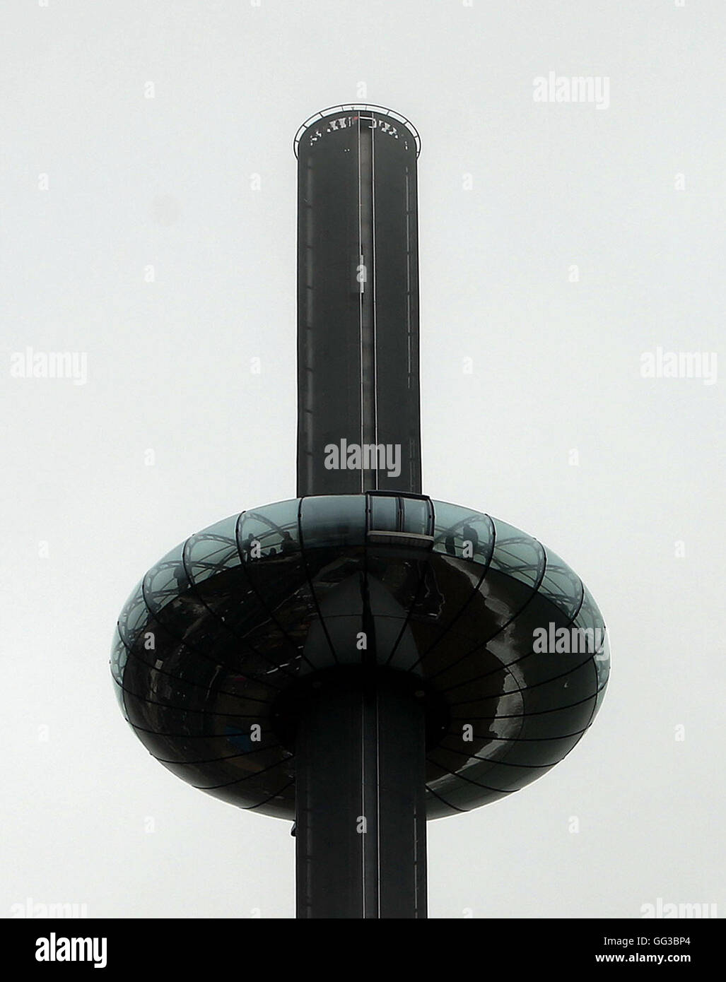 The new British Airways i360 in Brighton, Sussex, as the Òvertical pier ...