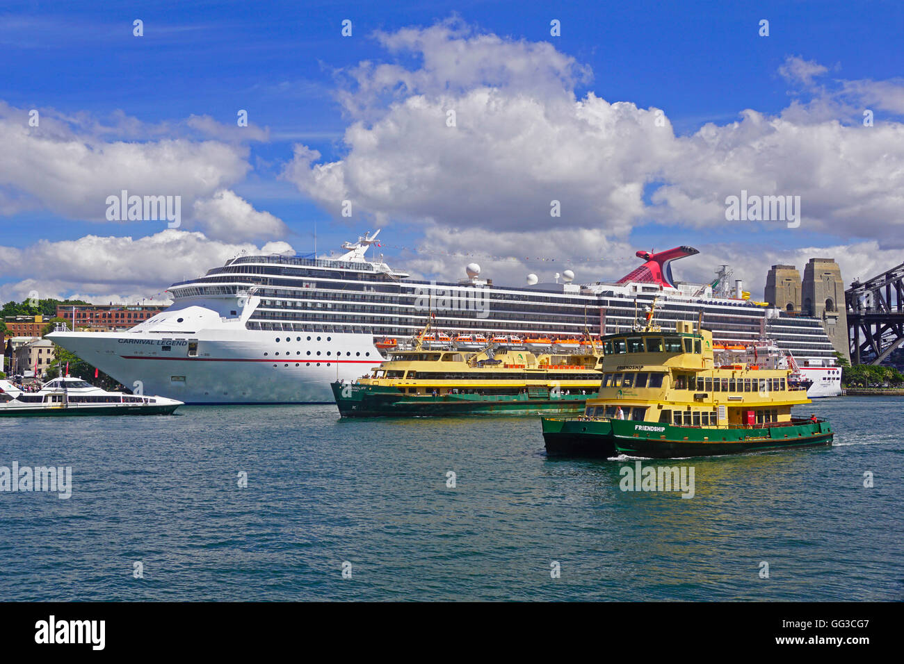 Ferries hi-res stock photography and images - Alamy