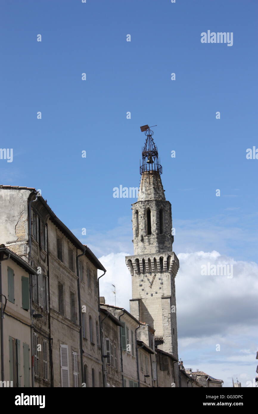 Narrow street in avignon hi-res stock photography and images - Alamy