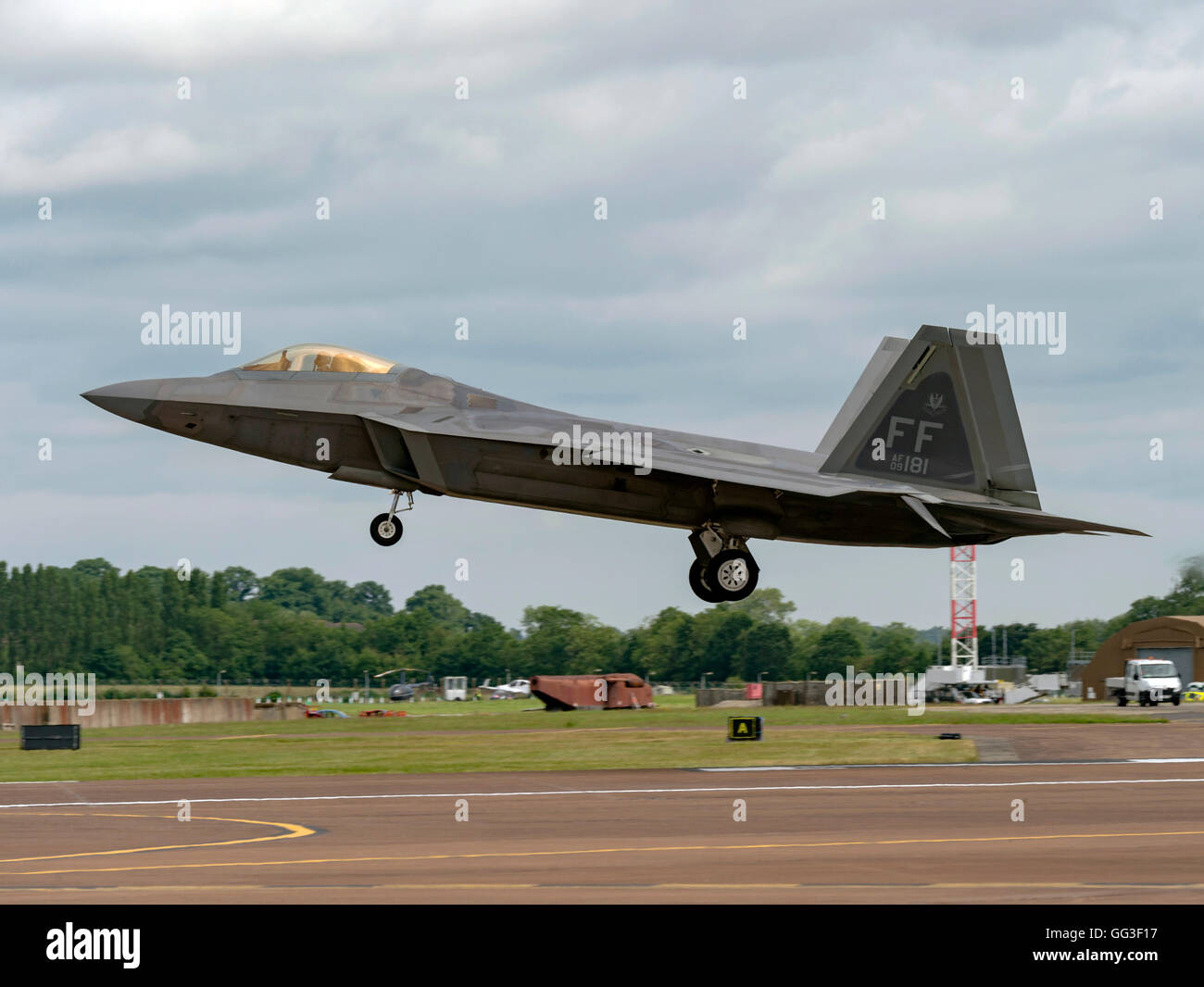 Ff hi-res stock photography and images - Alamy