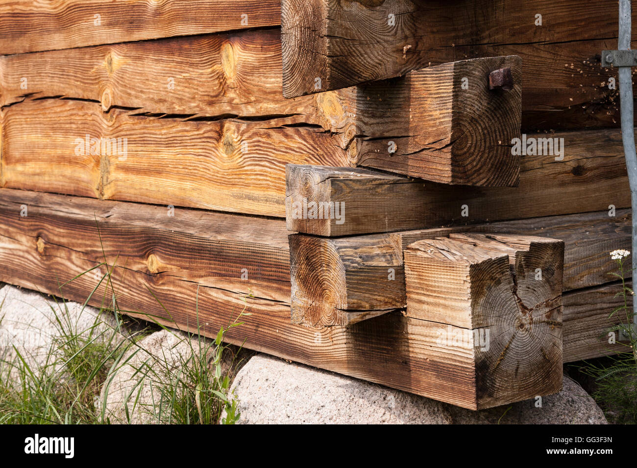 Corner rural wooden house. Rural architecture - detail Stock Photo - Alamy
