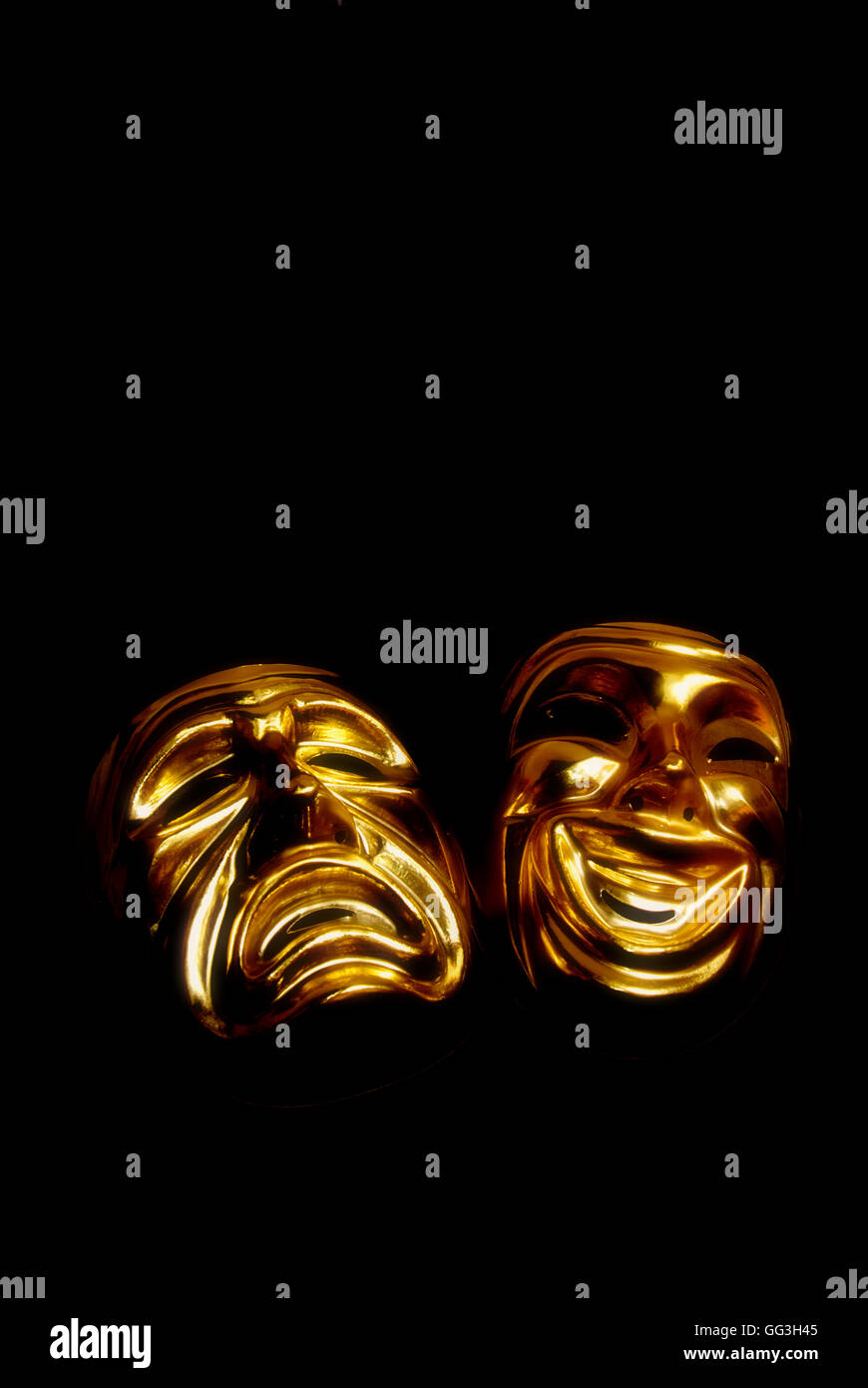 Comedy and tragedy masks hi-res stock photography and images - Alamy