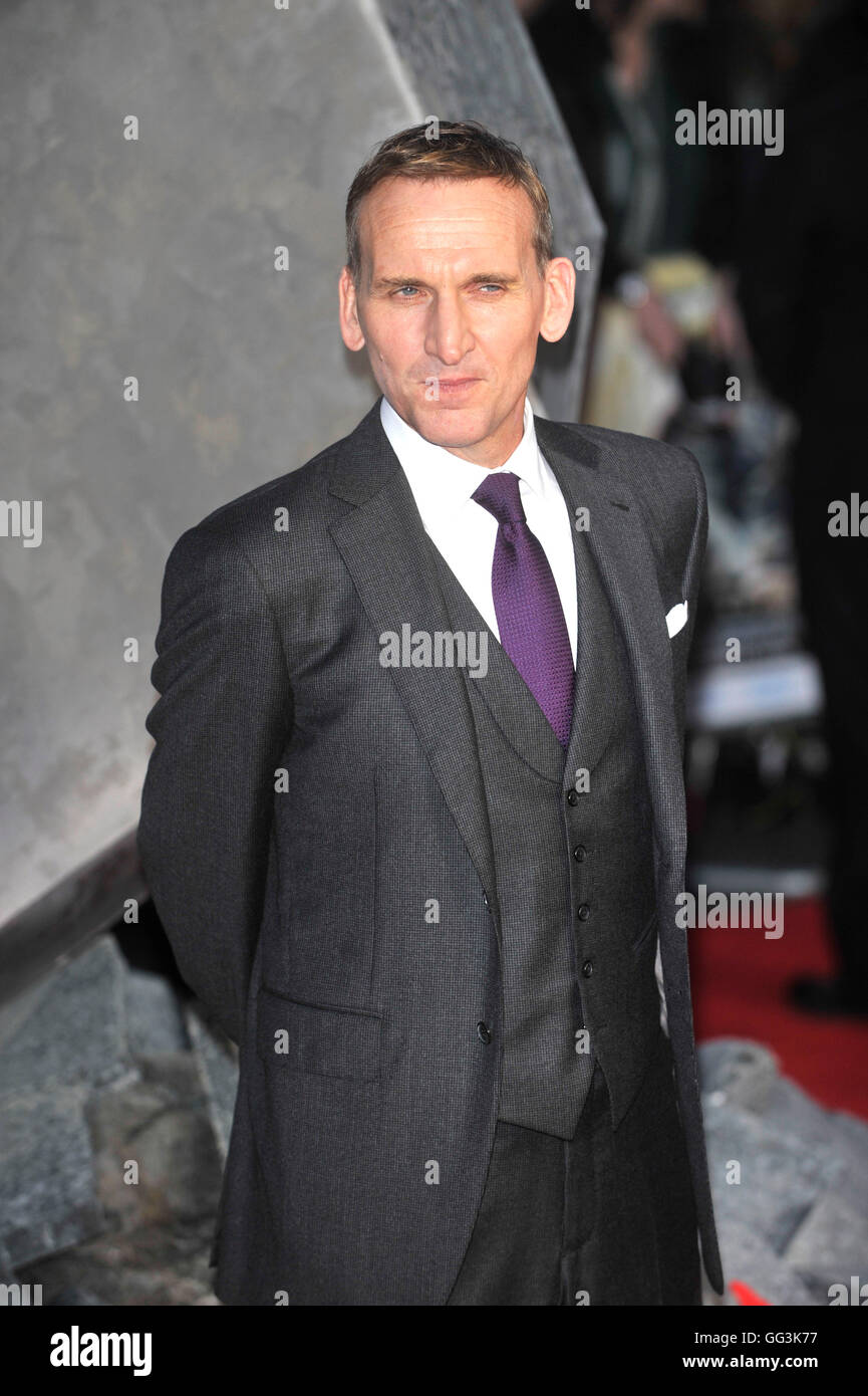Christopher Eccleston attends the World Premiere of 'Thor: The Dark ...