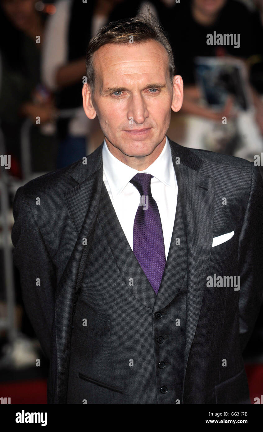 Christopher Eccleston attends the World Premiere of 'Thor: The Dark ...