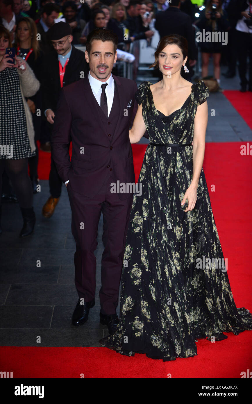 celebritys on the red carpet Stock Photo - Alamy