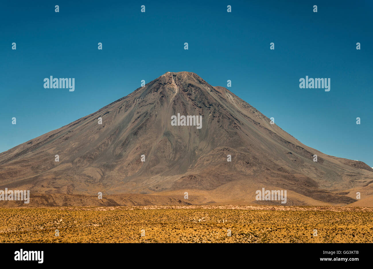 Licancabur volcano in the Atacama Desert, northern Chile Stock Photo ...