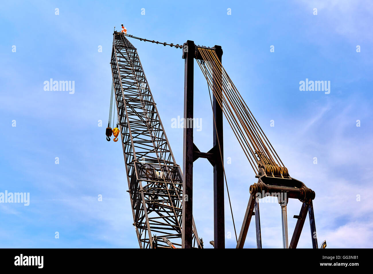 Large boom crane equipment hi-res stock photography and images - Alamy