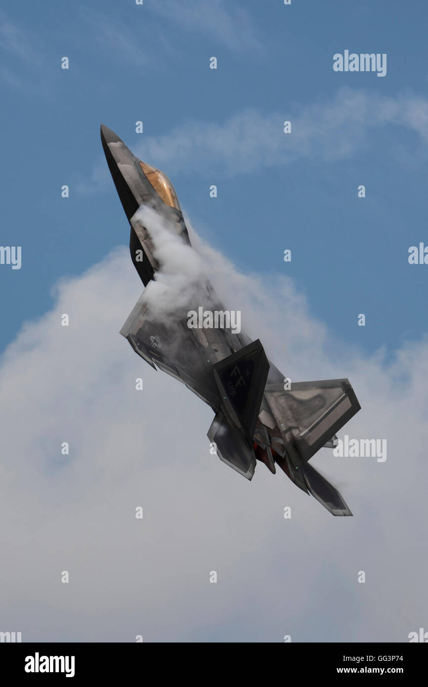 Lockheed Martin F-22 Raptor Stock Photo - Alamy