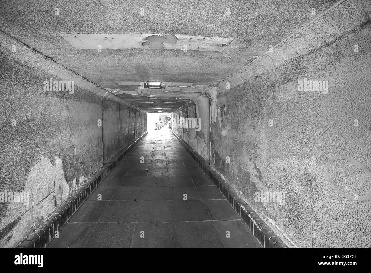 Underpass construction hi-res stock photography and images - Alamy
