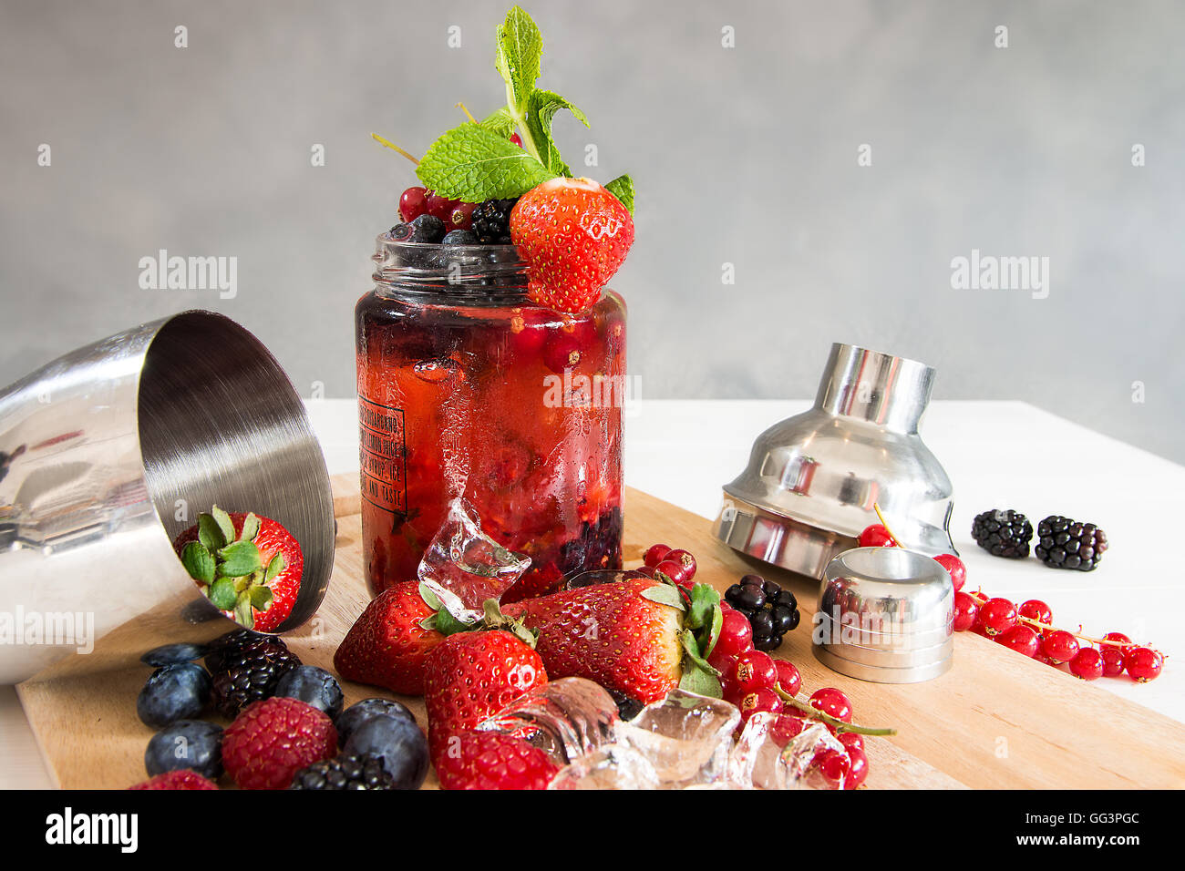 Berry mojito hi-res stock photography and images - Alamy