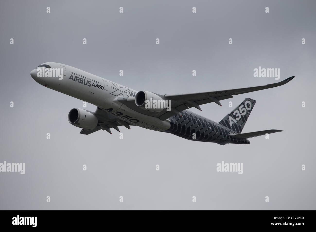 Airbus a350 hi-res stock photography and images - Alamy