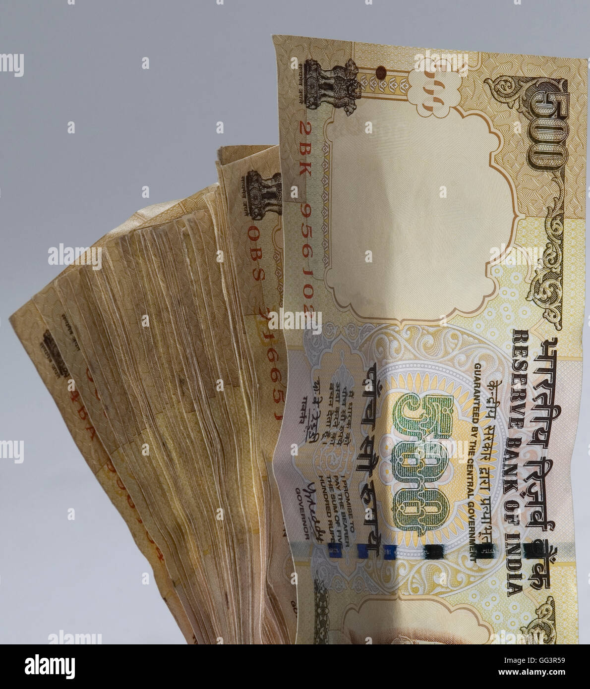 500 rupee note hi-res stock photography and images - Alamy