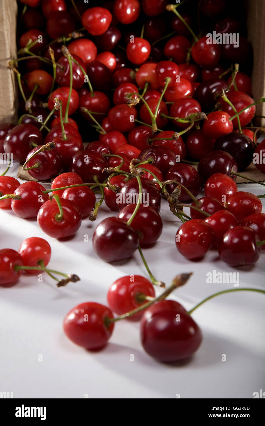 Bunch of cherries Stock Photo - Alamy