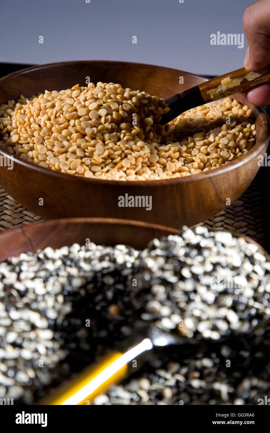 Edible pulses hi-res stock photography and images - Alamy