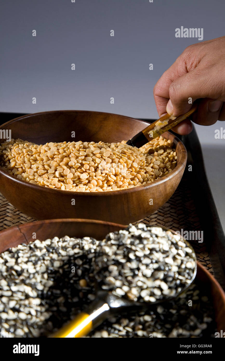 Pulses bowls hi-res stock photography and images - Alamy