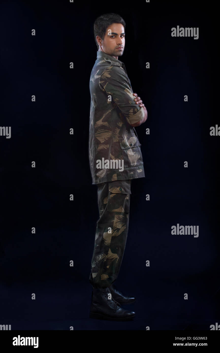 Soldier at arms hi-res stock photography and images - Alamy