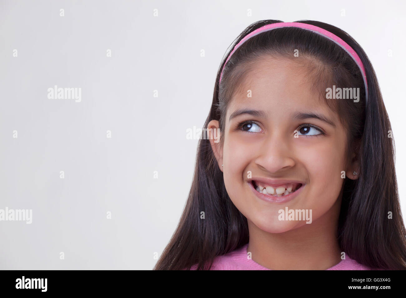 Little girl smiling Stock Photo - Alamy