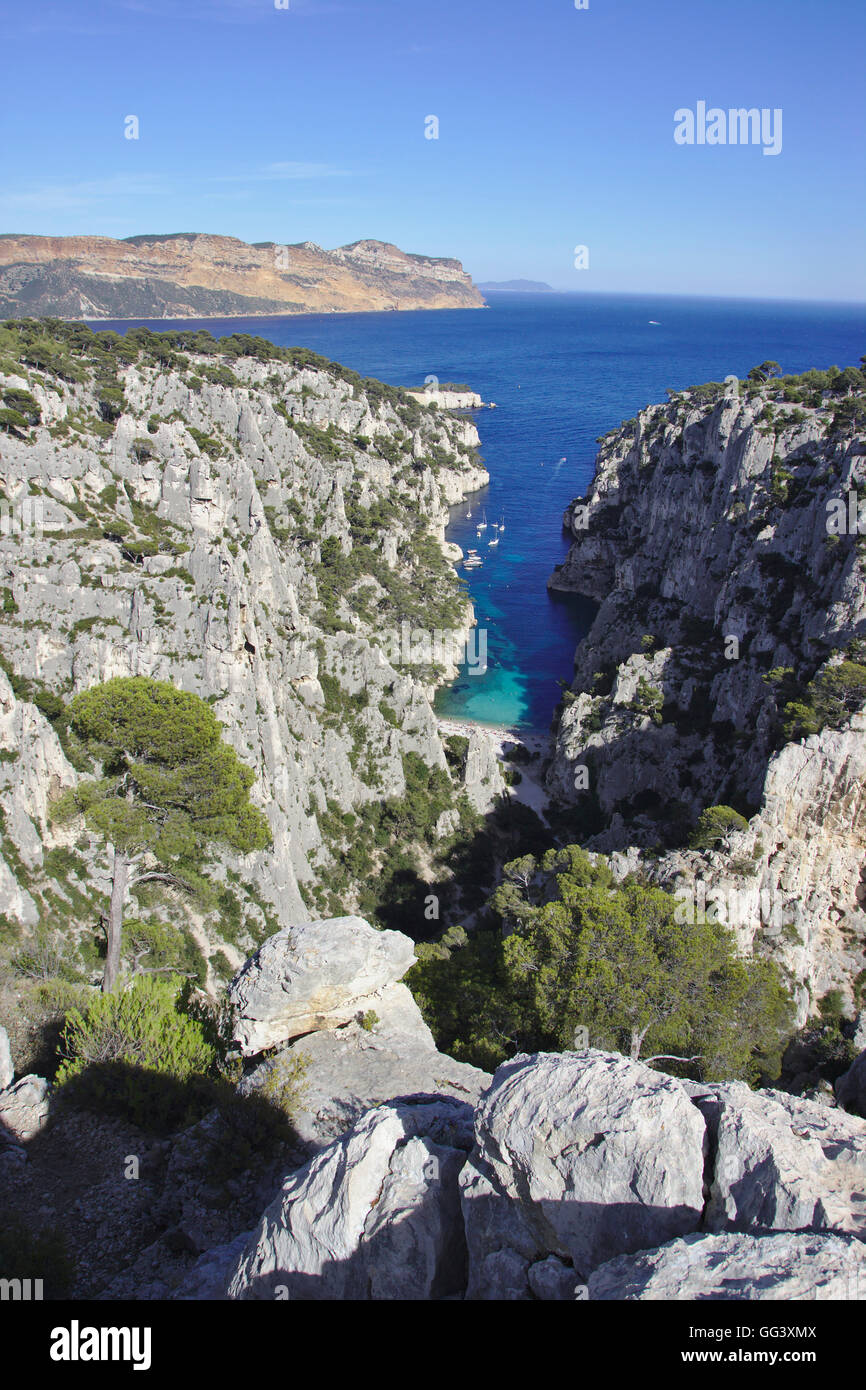 Calanque d'en Vau near Cassis, seen from l'Oule, France Stock Photo - Alamy