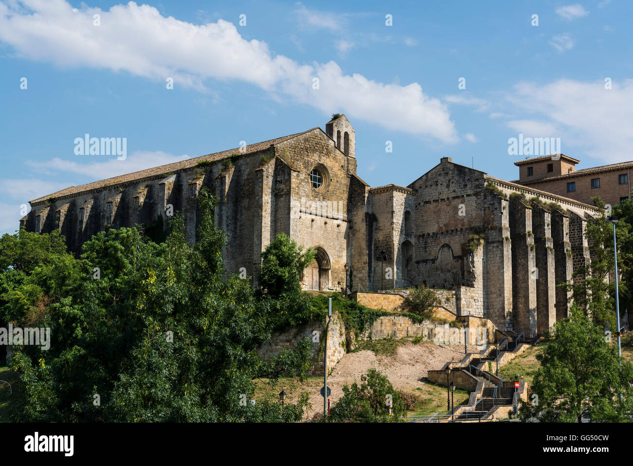 Romanesque churches hi-res stock photography and images - Alamy