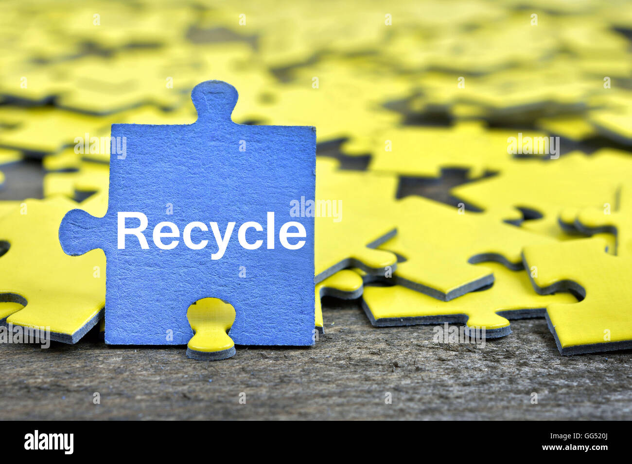 Puzzle pieces with word Recycle Stock Photo - Alamy