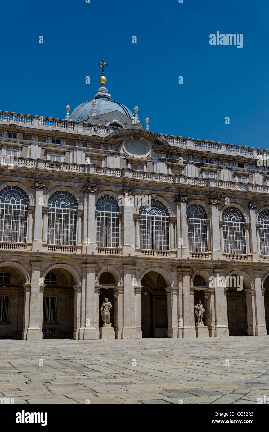Palacio real madrid interior hi-res stock photography and images - Alamy