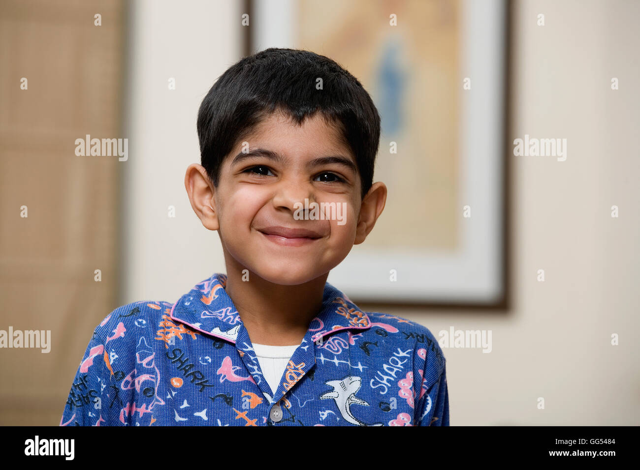 Portrait of a boy smiling Stock Photo - Alamy