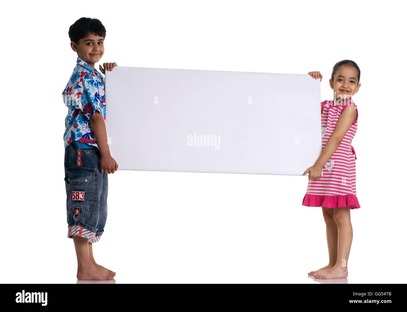 Children holding a whiteboard Stock Photo - Alamy
