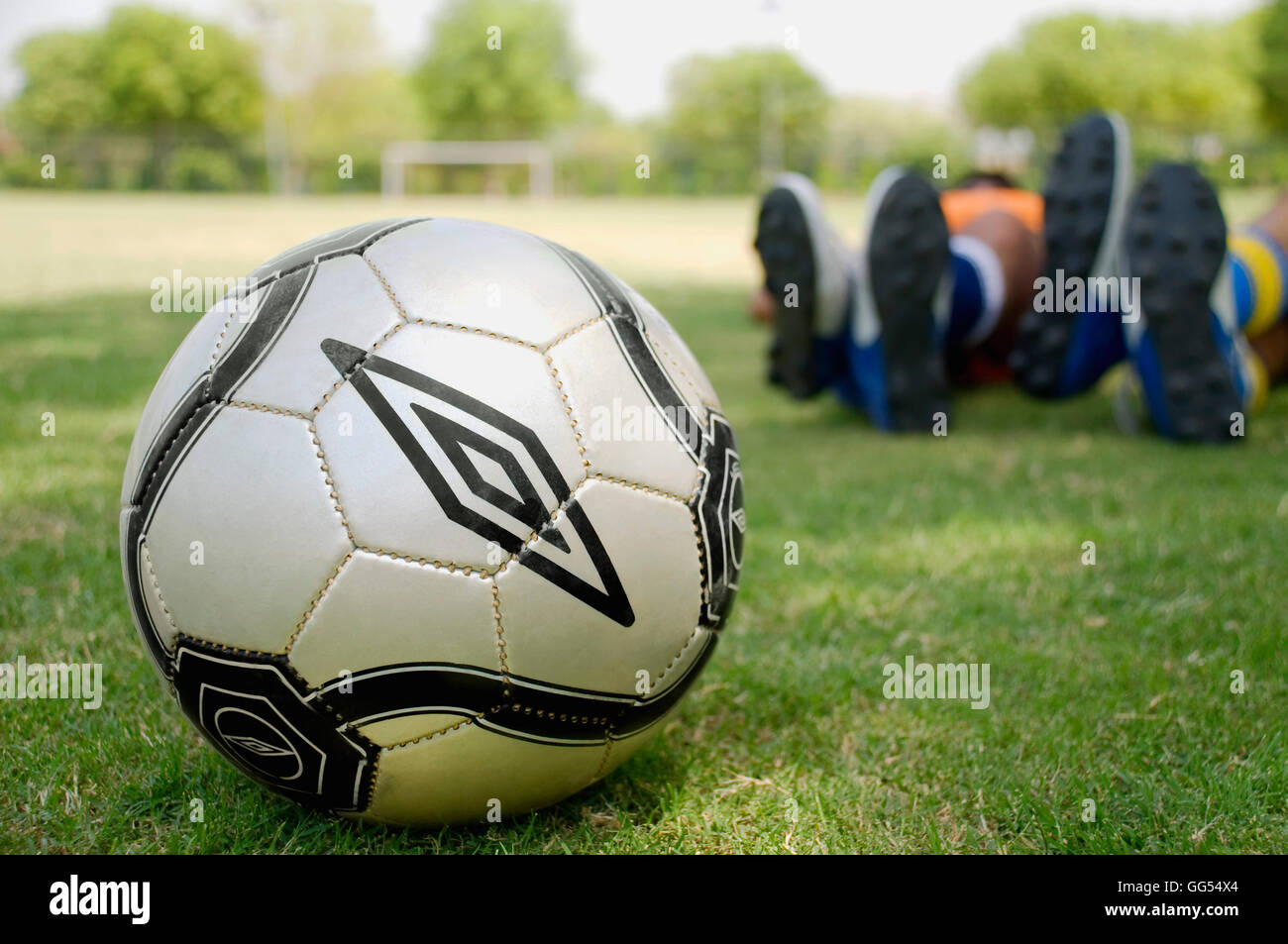 Footballer feet hi-res stock photography and images - Alamy