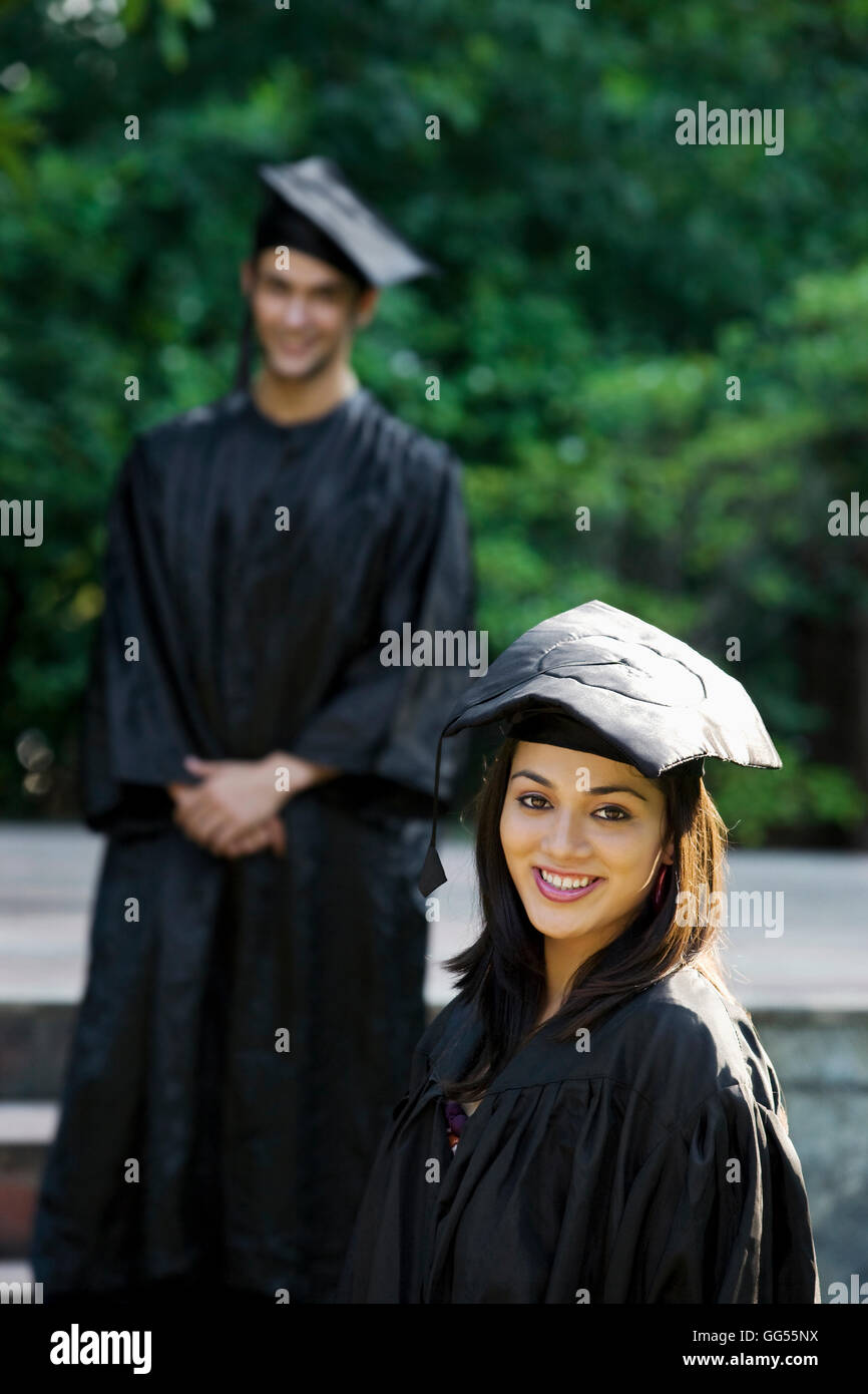 Student at graduation ceremony hi-res stock photography and images - Alamy