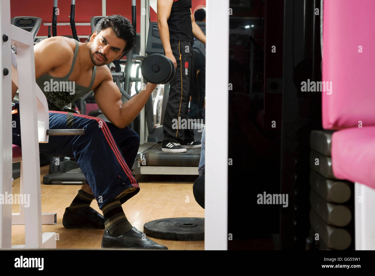Indian man gym body building hi-res stock photography and images - Alamy
