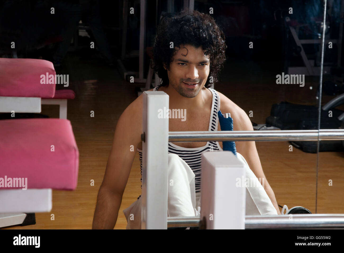 Indian man gym body building hi-res stock photography and images - Alamy