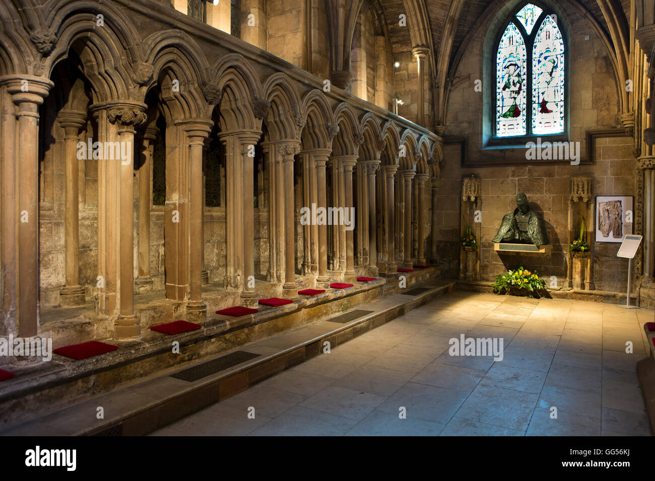 Inside lichfield cathedral hi-res stock photography and images - Alamy