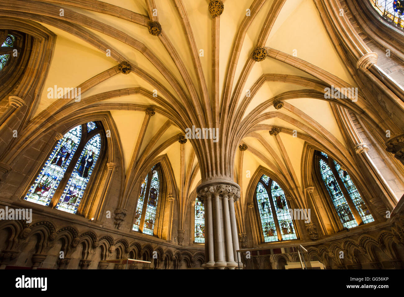 Inside lichfield cathedral hi-res stock photography and images - Alamy