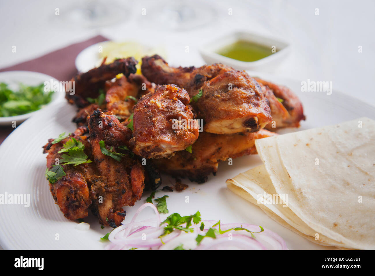 Fried chicken plate hi-res stock photography and images - Alamy