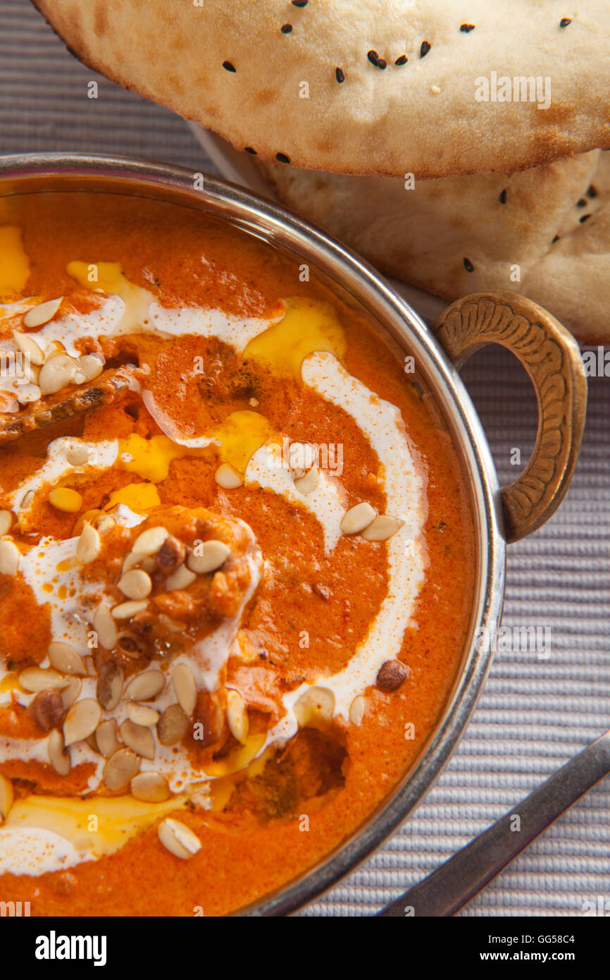 Roti chicken curry hi-res stock photography and images - Alamy