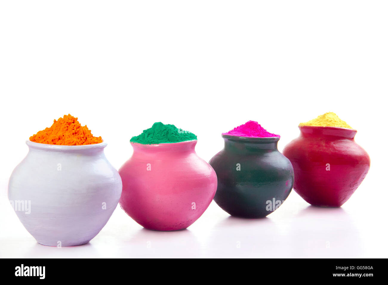 Row of paint pots hi-res stock photography and images - Alamy
