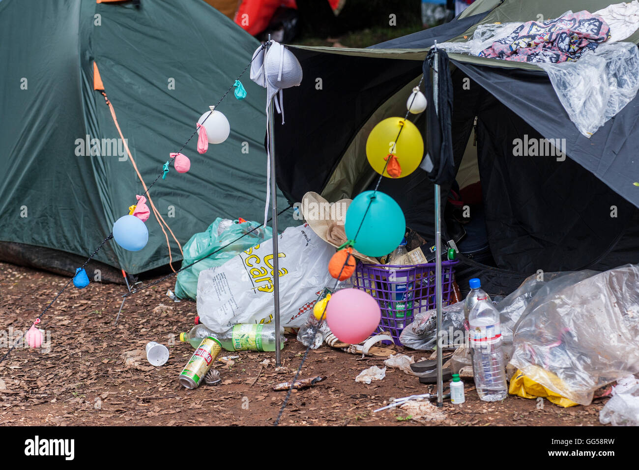 Balloon tent hi-res stock photography and images - Alamy