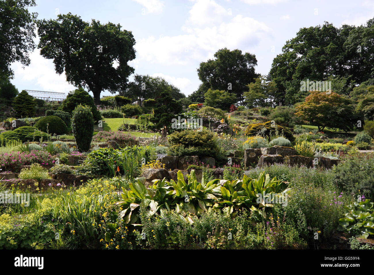 Sloped gardens hi-res stock photography and images - Alamy