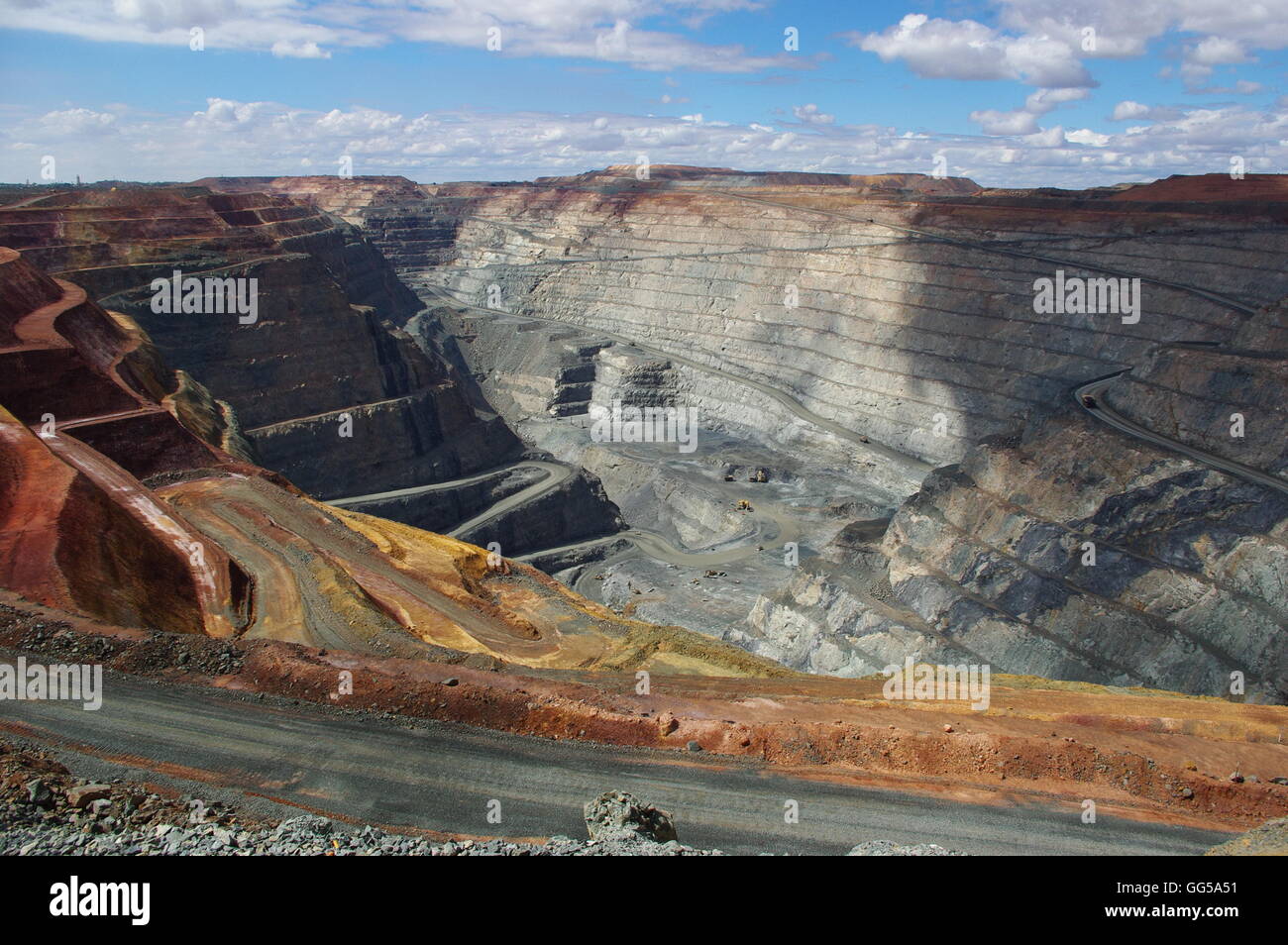 Deep pit mining hi-res stock photography and images - Alamy