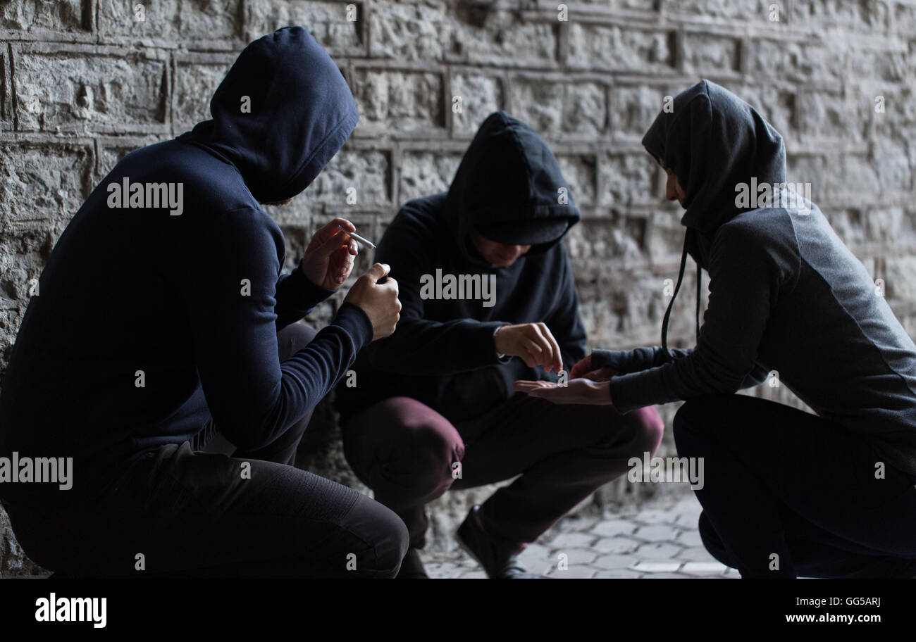 Drug abuse and smoking hi-res stock photography and images - Alamy