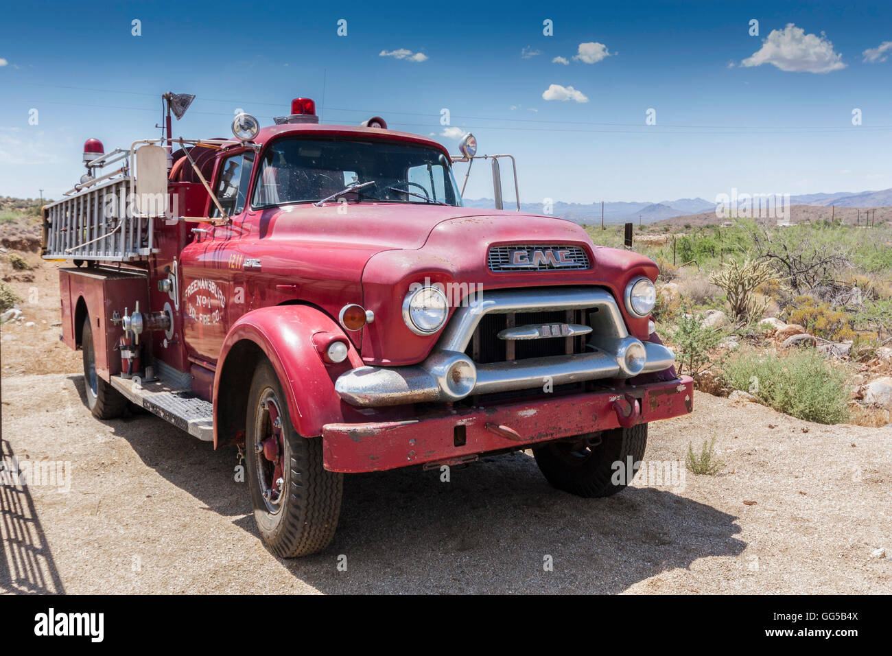 Freemansburg Fire Dept GMC 630 fire truck '55 Chloride Arizona Stock ...