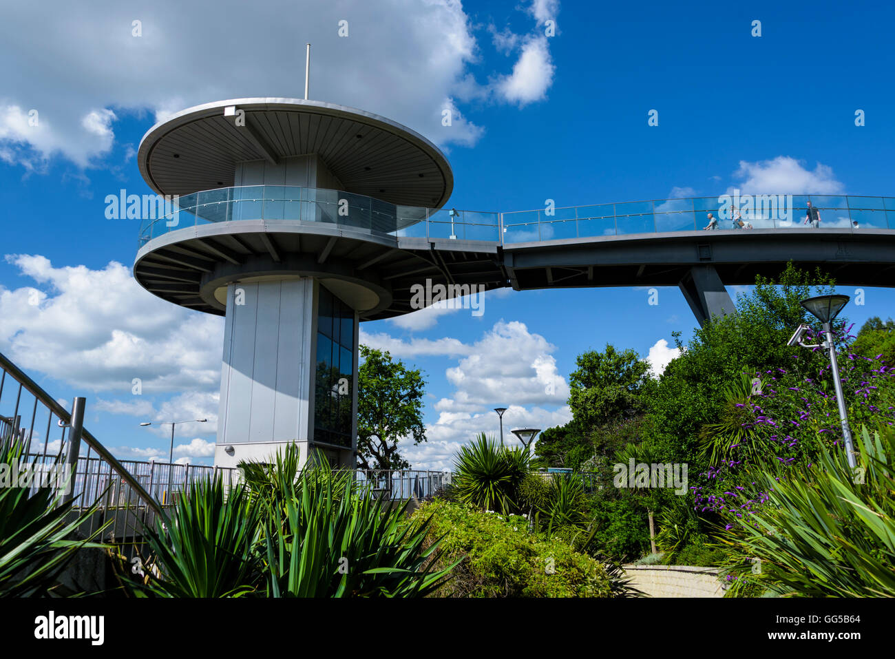Pier hill lift and viewing tower Stock Photo - Alamy