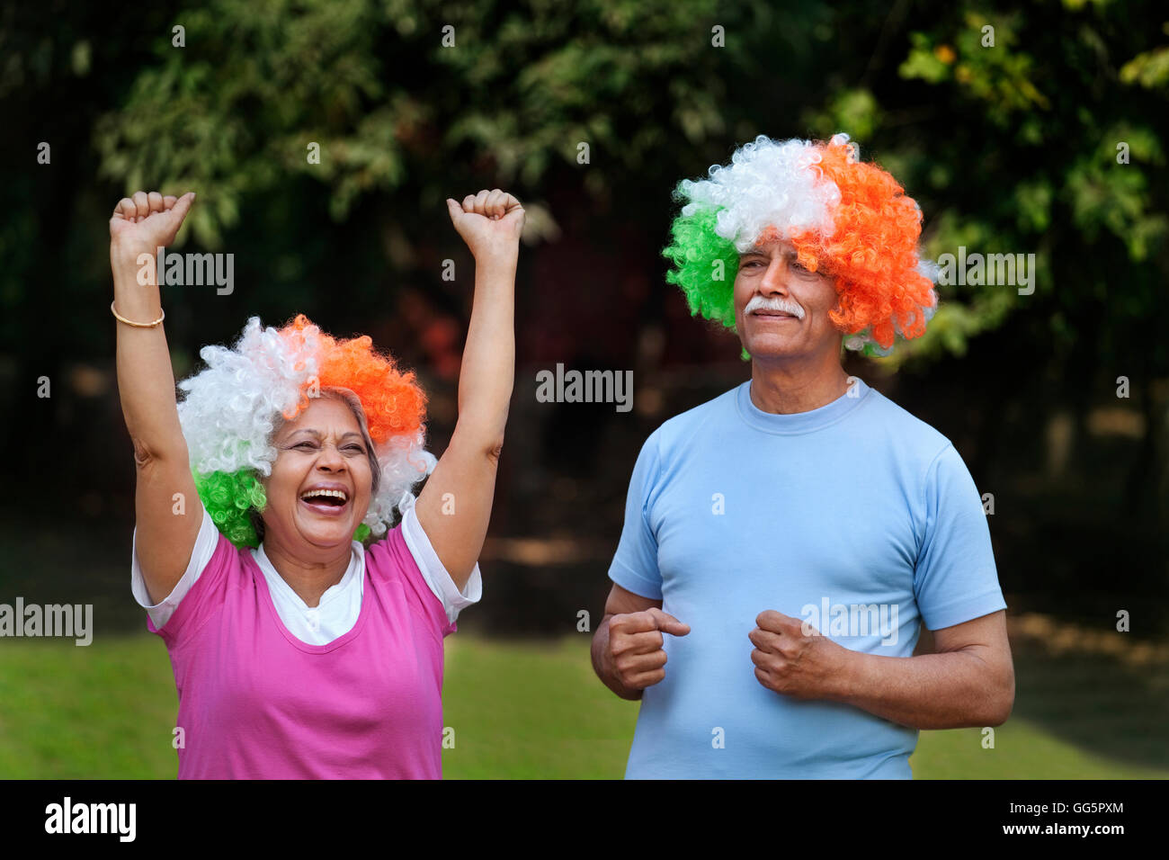Cheering laughing hi-res stock photography and images - Alamy