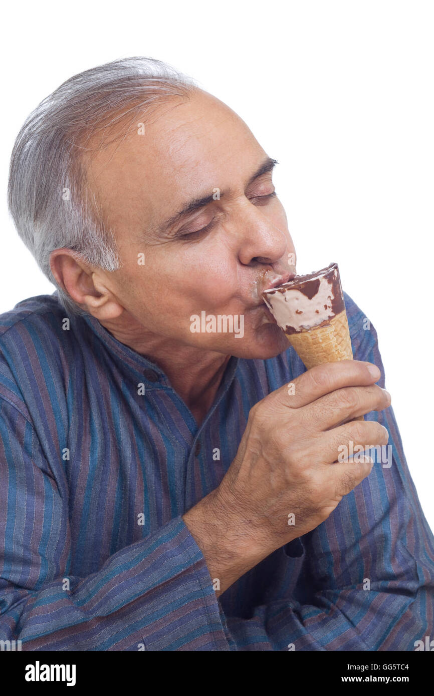 Man eyes ice cream cone hi-res stock photography and images - Alamy